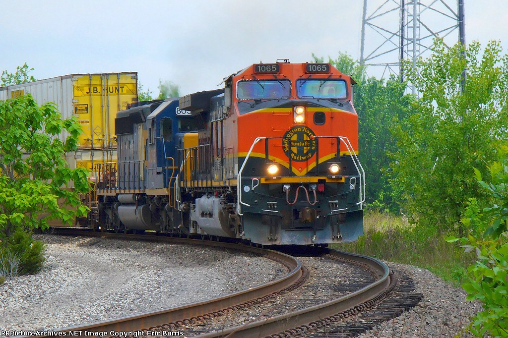 BNSF 1065